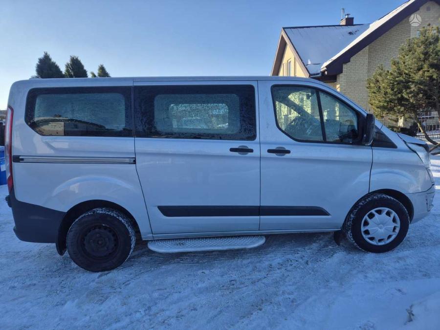 Pelēks Ford Transit Custom 2016 Marijampole, ar dzinēja tilpumu 2.00 L un nobraukumu 154 tūkst. km par 8700 €, foto 5 vietnē AUTOMOTO.COM.LV