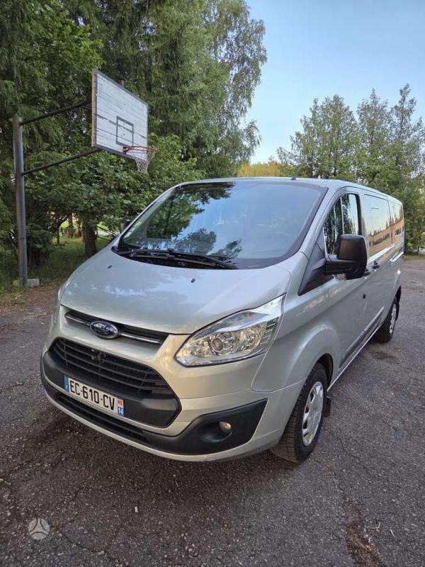 Pelēks Ford Transit Custom 2016 Panevēža, ar dzinēja tilpumu 2.20 L un nobraukumu 202 tūkst. km par 11650 €, foto 2 vietnē AUTOMOTO.COM.LV