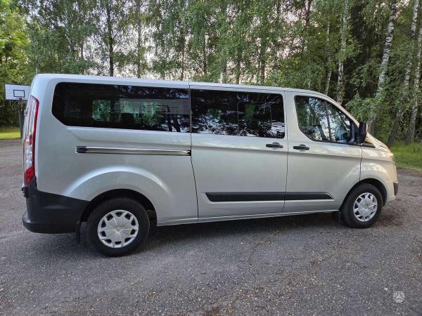 Pelēks Ford Transit Custom 2016 Panevēža, ar dzinēja tilpumu 2.20 L un nobraukumu 202 tūkst. km par 11650 €, foto 8 vietnē AUTOMOTO.COM.LV