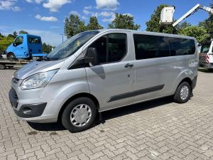 Pelēks Ford Transit Custom 2016 Alīta, ar dzinēja tilpumu 2.00 L un nobraukumu 276 tūkst. km par 11979 €, foto  vietnē AUTOMOTO.COM.LV