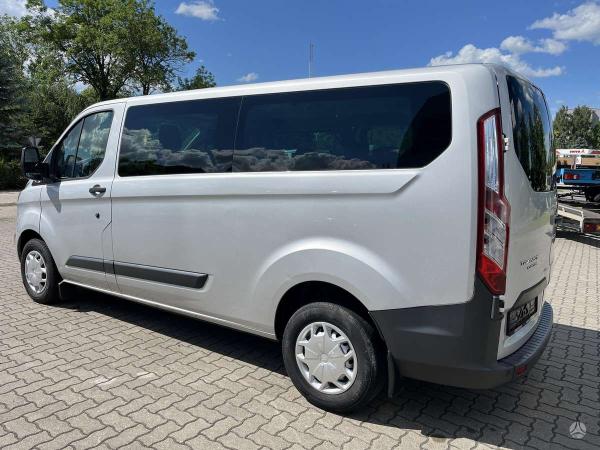 Pelēks Ford Transit Custom 2016 Alīta, ar dzinēja tilpumu 2.00 L un nobraukumu 276 tūkst. km par 11979 €, foto 2 vietnē AUTOMOTO.COM.LV