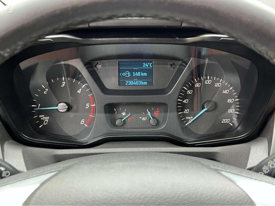Grey Ford Transit Custom 2016 in Kedainiai, with an engine capacity of 2.20 L and mileage of 230 thousand km for 12800 €, photo 37 on AUTOMOTO.COM.LV