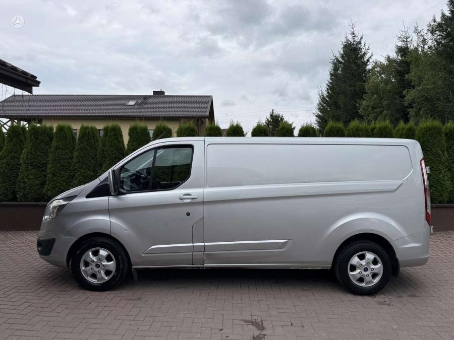 Grey Ford Transit Custom 2016 in Utena, with an engine capacity of 2.00 L and mileage of 330 thousand km for 5450 €, photo 3 on AUTOMOTO.COM.LV