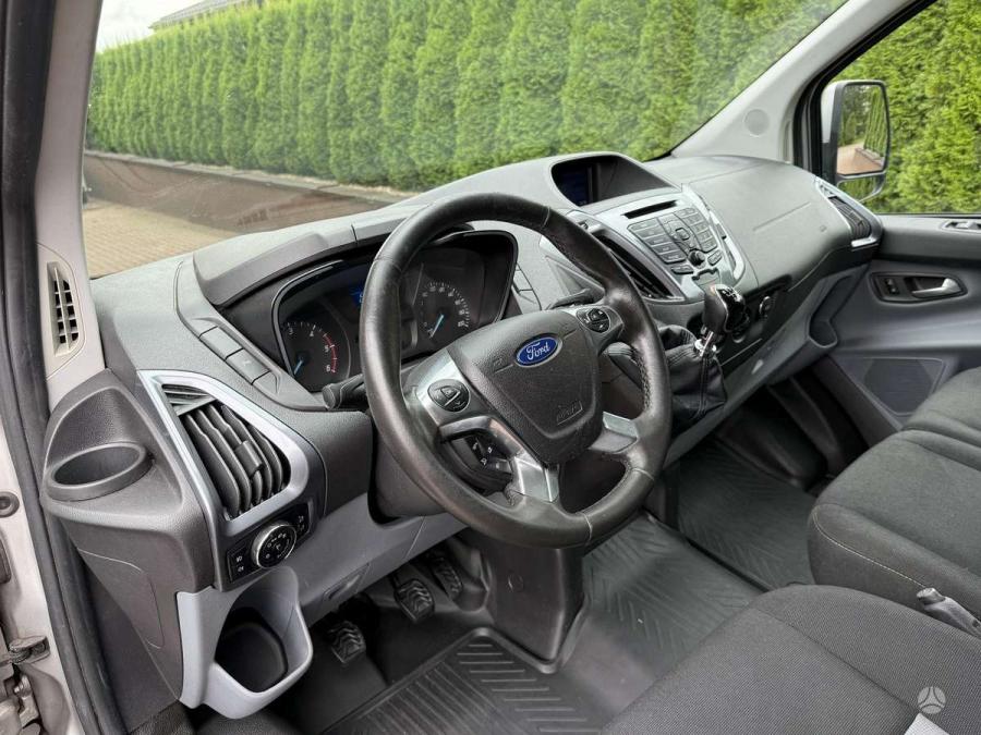 Grey Ford Transit Custom 2016 in Utena, with an engine capacity of 2.00 L and mileage of 330 thousand km for 5450 €, photo 15 on AUTOMOTO.COM.LV
