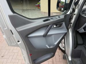 Grey Ford Transit Custom 2016 in Utena, with an engine capacity of 2.00 L and mileage of 330 thousand km for 5450 €, photo 21 on AUTOMOTO.COM.LV