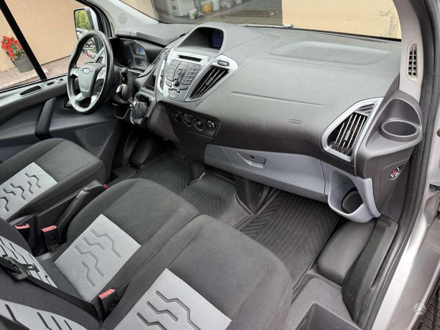 Grey Ford Transit Custom 2016 in Utena, with an engine capacity of 2.00 L and mileage of 330 thousand km for 5450 €, photo 23 on AUTOMOTO.COM.LV