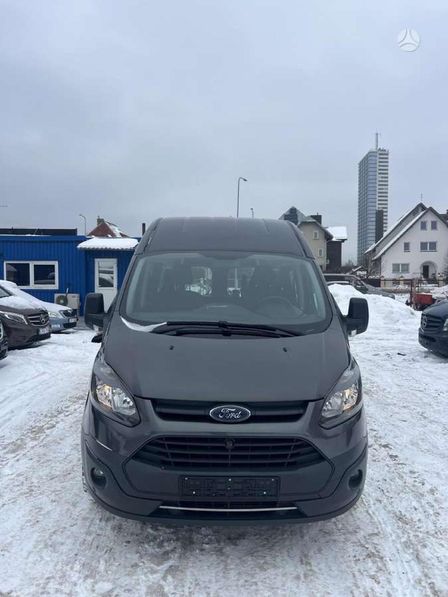 Grey Ford Transit Custom 2017 in Klaipeda, with an engine capacity of 2.00 L and mileage of 197 thousand km for 10900 €, photo 2 on AUTOMOTO.COM.LV
