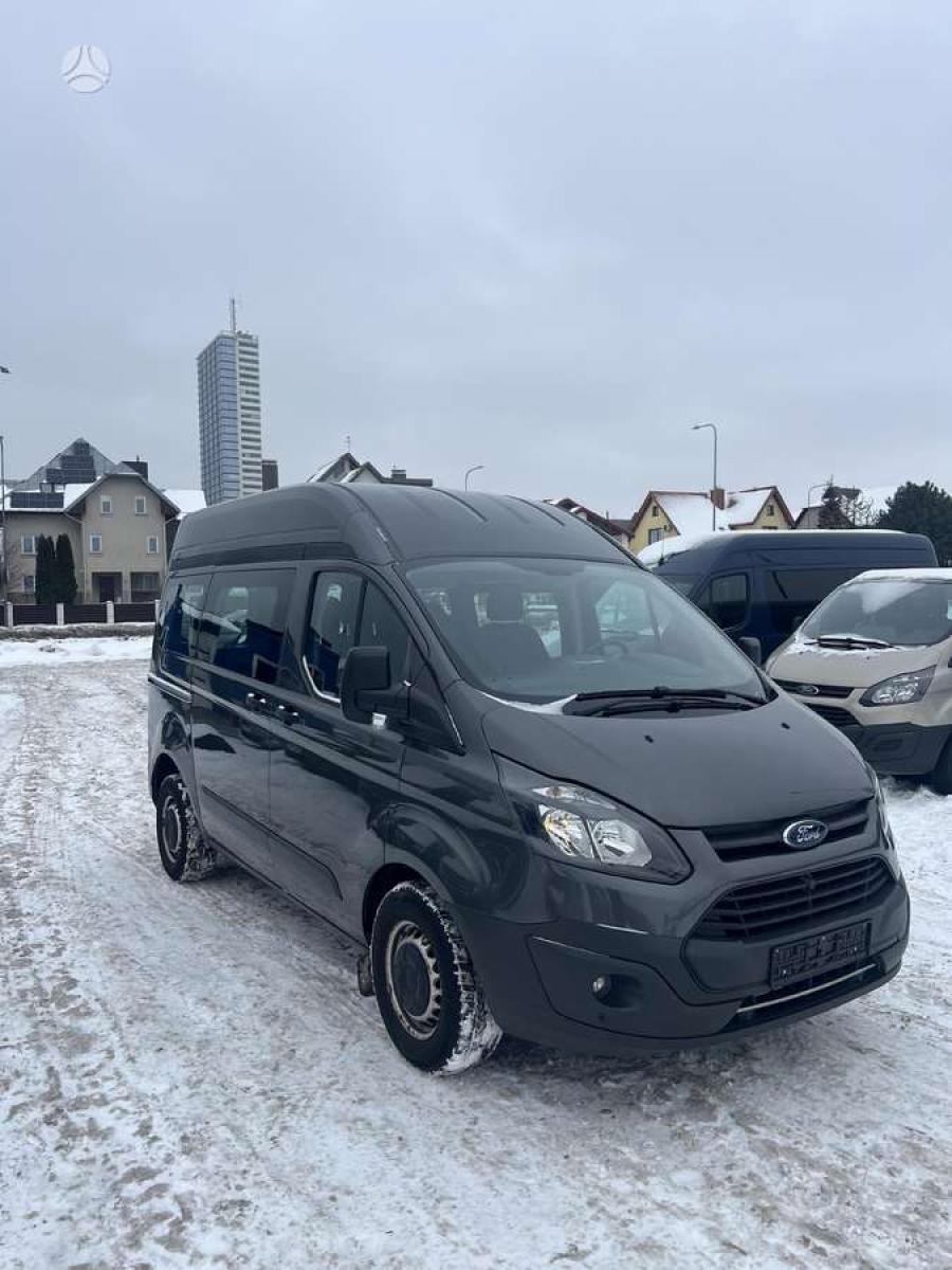 Grey Ford Transit Custom 2017 in Klaipeda, with an engine capacity of 2.00 L and mileage of 197 thousand km for 10900 €, photo 3 on AUTOMOTO.COM.LV