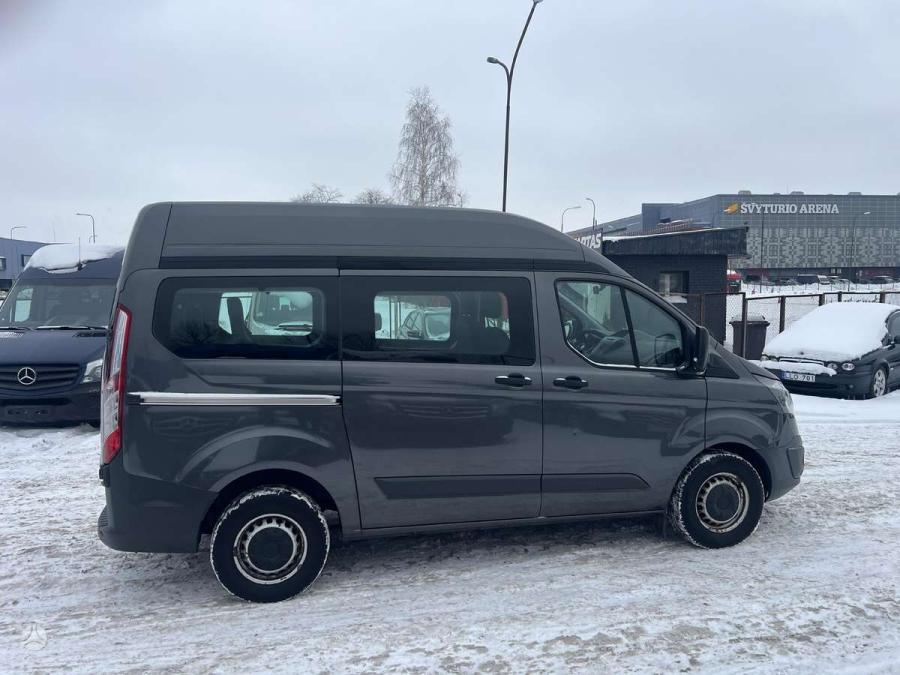 Grey Ford Transit Custom 2017 in Klaipeda, with an engine capacity of 2.00 L and mileage of 197 thousand km for 10900 €, photo 4 on AUTOMOTO.COM.LV
