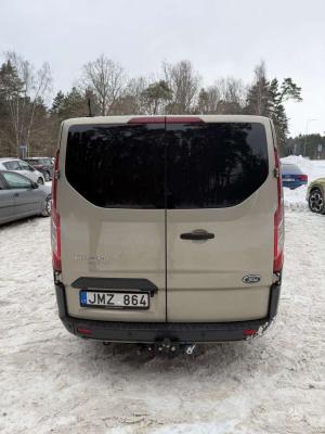 Pelēks Ford Transit Custom 2017 Marijampole, ar dzinēja tilpumu 2.00 L un nobraukumu 272 tūkst. km par 10800 €, foto 5 vietnē AUTOMOTO.COM.LV
