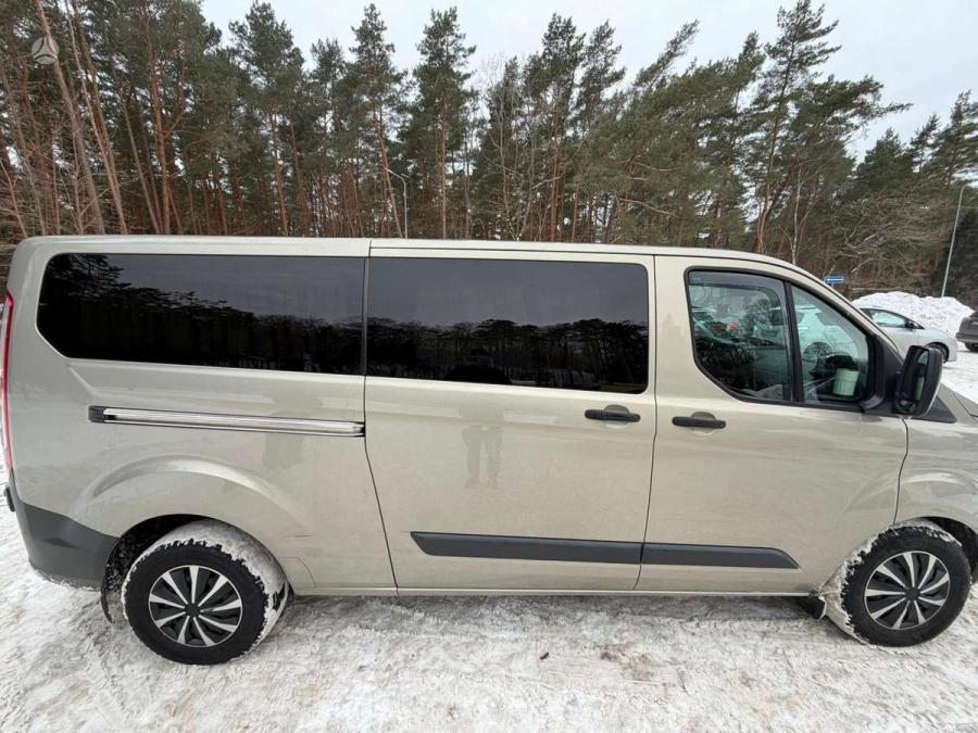Pelēks Ford Transit Custom 2017 Marijampole, ar dzinēja tilpumu 2.00 L un nobraukumu 272 tūkst. km par 10800 €, foto 7 vietnē AUTOMOTO.COM.LV