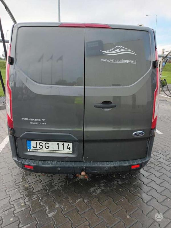 Pelēks Ford Transit Custom 2017 Viļņa, ar dzinēja tilpumu 2.00 L un nobraukumu 280 tūkst. km par 8000 €, foto 8 vietnē AUTOMOTO.COM.LV