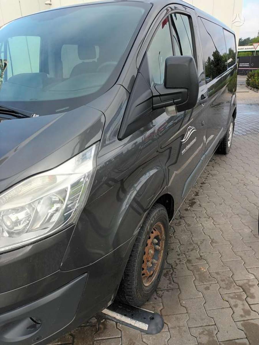 Pelēks Ford Transit Custom 2017 Viļņa, ar dzinēja tilpumu 2.00 L un nobraukumu 280 tūkst. km par 8000 €, foto 12 vietnē AUTOMOTO.COM.LV