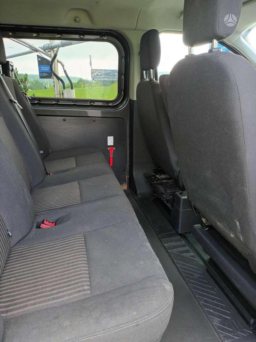 Pelēks Ford Transit Custom 2017 Viļņa, ar dzinēja tilpumu 2.00 L un nobraukumu 280 tūkst. km par 8000 €, foto 17 vietnē AUTOMOTO.COM.LV