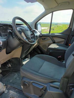 Pelēks Ford Transit Custom 2017 Viļņa, ar dzinēja tilpumu 2.00 L un nobraukumu 280 tūkst. km par 8000 €, foto 26 vietnē AUTOMOTO.COM.LV
