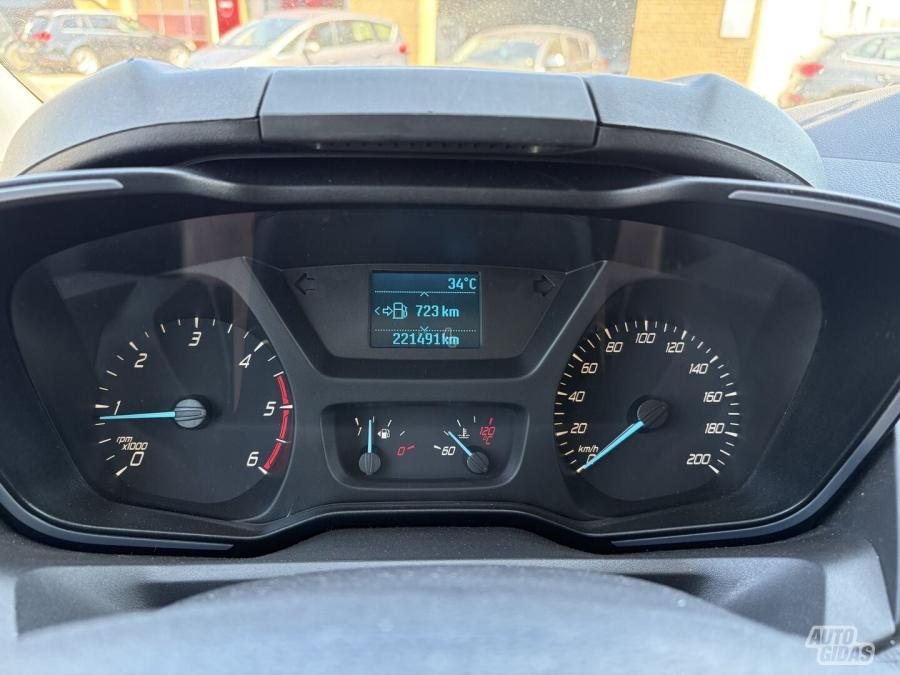 Pelēks Ford Transit Custom 2017 Viļņa, ar dzinēja tilpumu 2.00 L un nobraukumu 221 tūkst. km par 8699 €, foto 6 vietnē AUTOMOTO.COM.LV