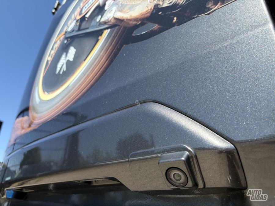 Pelēks Ford Transit Custom 2017 Viļņa, ar dzinēja tilpumu 2.00 L un nobraukumu 221 tūkst. km par 8699 €, foto 18 vietnē AUTOMOTO.COM.LV