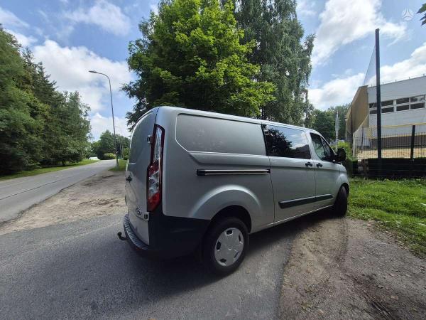 Grey Ford Transit Custom 2017 in Vilnius, with an engine capacity of 2.20 L and mileage of 346 thousand km for 8100 €, photo 5 on AUTOMOTO.COM.LV