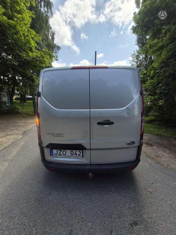 Grey Ford Transit Custom 2017 in Vilnius, with an engine capacity of 2.20 L and mileage of 346 thousand km for 8100 €, photo 6 on AUTOMOTO.COM.LV