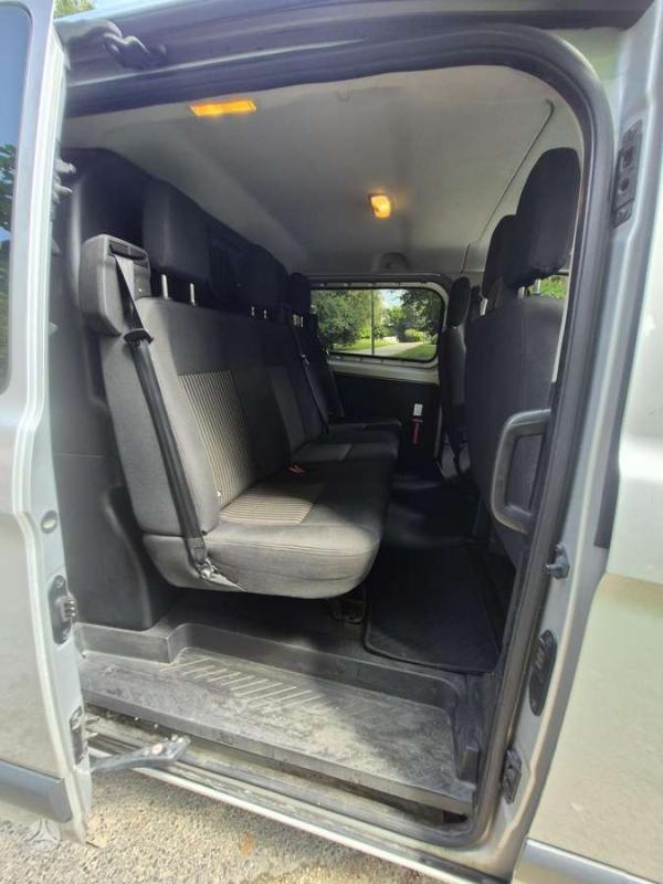 Grey Ford Transit Custom 2017 in Vilnius, with an engine capacity of 2.20 L and mileage of 346 thousand km for 8100 €, photo 9 on AUTOMOTO.COM.LV