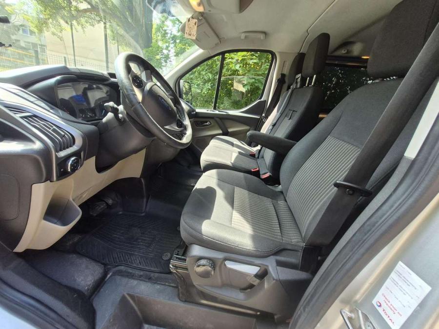 Grey Ford Transit Custom 2017 in Vilnius, with an engine capacity of 2.20 L and mileage of 346 thousand km for 8100 €, photo 14 on AUTOMOTO.COM.LV