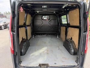 Pelēks Ford Transit Custom 2017 Marijampole, ar dzinēja tilpumu 2.00 L un nobraukumu 254 tūkst. km par 4950 €, foto 10 vietnē AUTOMOTO.COM.LV