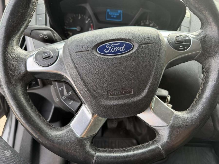 Pelēks Ford Transit Custom 2017 Marijampole, ar dzinēja tilpumu 2.00 L un nobraukumu 254 tūkst. km par 4950 €, foto 13 vietnē AUTOMOTO.COM.LV