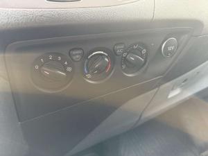 Pelēks Ford Transit Custom 2017 Marijampole, ar dzinēja tilpumu 2.00 L un nobraukumu 254 tūkst. km par 4950 €, foto 14 vietnē AUTOMOTO.COM.LV