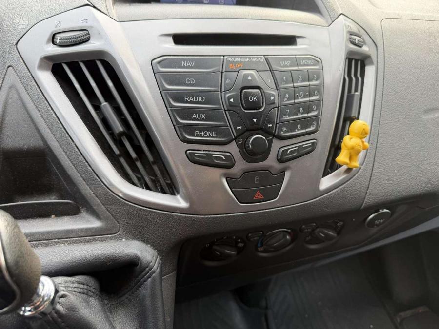 Pelēks Ford Transit Custom 2017 Marijampole, ar dzinēja tilpumu 2.00 L un nobraukumu 254 tūkst. km par 4950 €, foto 15 vietnē AUTOMOTO.COM.LV