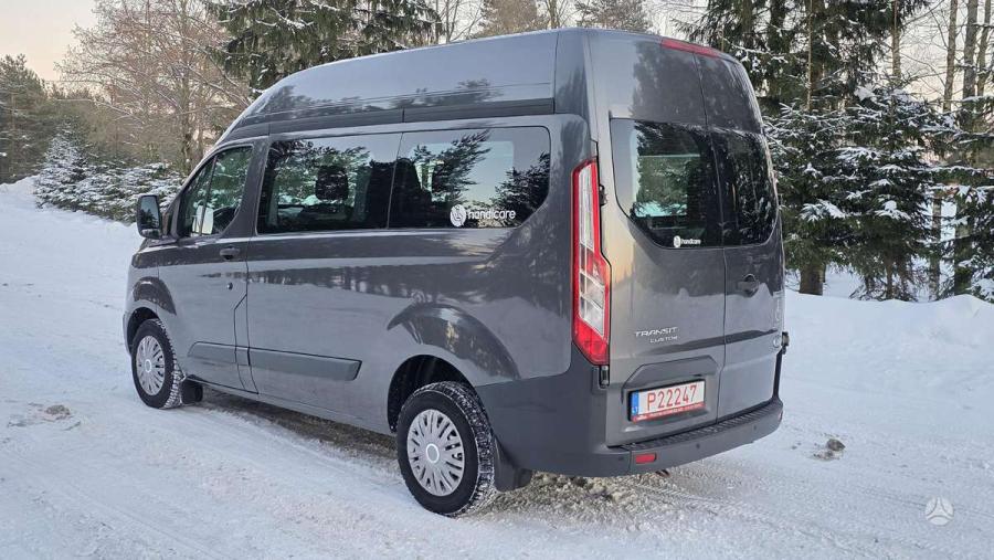 Grey Ford Transit Custom 2018 in Klaipeda, with an engine capacity of 2.00 L and mileage of 220 thousand km for 10890 €, photo 8 on AUTOMOTO.COM.LV