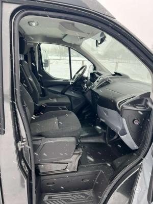 Pelēks Ford Transit Custom 2018 Klaipėda, ar dzinēja tilpumu 2.00 L un nobraukumu 155 tūkst. km par 12900 €, foto 10 vietnē AUTOMOTO.COM.LV