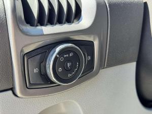 Grey Ford Transit Custom 2018 in Kaunas, with an engine capacity of 2.00 L and mileage of 201 thousand km for 12500 €, photo 15 on AUTOMOTO.COM.LV