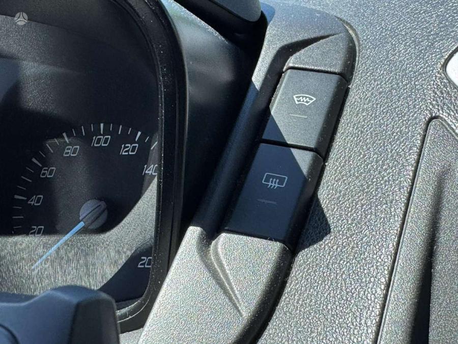 Grey Ford Transit Custom 2018 in Kaunas, with an engine capacity of 2.00 L and mileage of 201 thousand km for 12500 €, photo 17 on AUTOMOTO.COM.LV