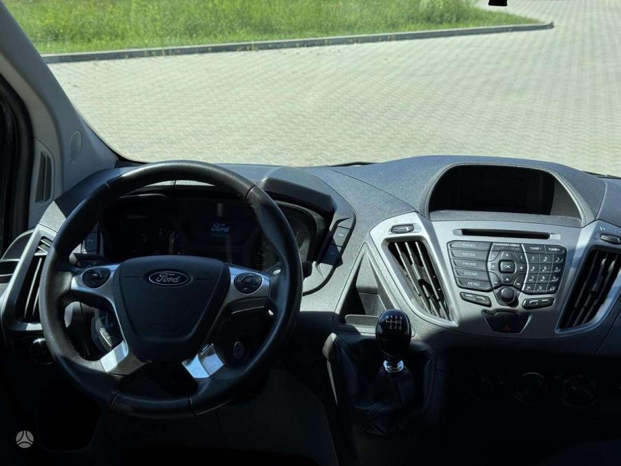 Grey Ford Transit Custom 2018 in Kaunas, with an engine capacity of 2.00 L and mileage of 201 thousand km for 12500 €, photo 24 on AUTOMOTO.COM.LV