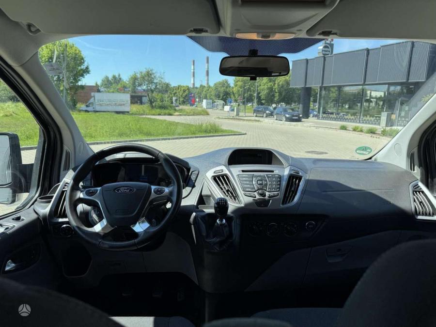 Grey Ford Transit Custom 2018 in Kaunas, with an engine capacity of 2.00 L and mileage of 201 thousand km for 12500 €, photo 25 on AUTOMOTO.COM.LV