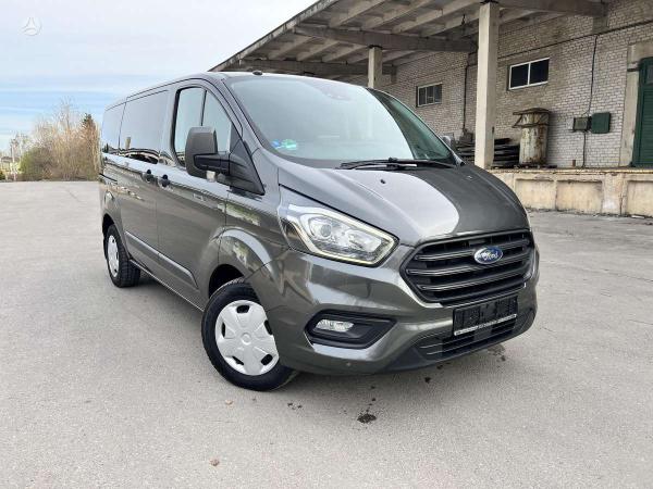 Pelēks Ford Transit Custom 2018 Kelmė, ar dzinēja tilpumu 2.00 L un nobraukumu 259 tūkst. km par 14800 €, foto 1 vietnē AUTOMOTO.COM.LV