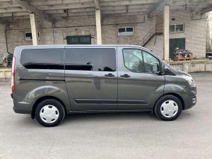 Grey Ford Transit Custom 2018 in Kelme, with an engine capacity of 2.00 L and mileage of 259 thousand km for 14800 €, photo 7 on AUTOMOTO.COM.LV