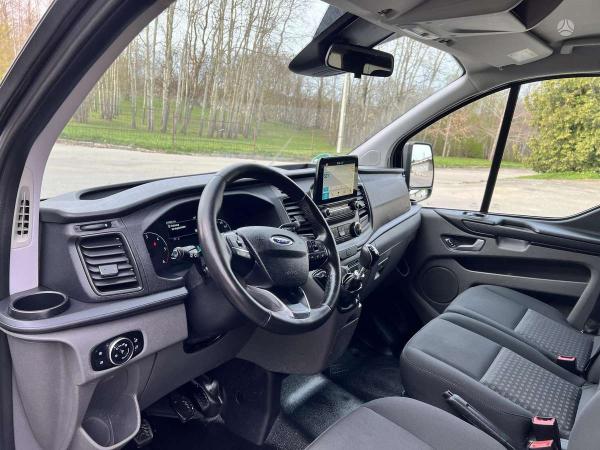 Pelēks Ford Transit Custom 2018 Kelmė, ar dzinēja tilpumu 2.00 L un nobraukumu 259 tūkst. km par 14800 €, foto 9 vietnē AUTOMOTO.COM.LV