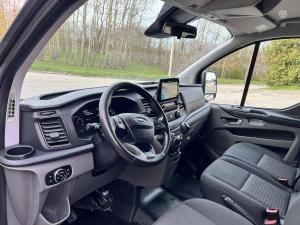 Grey Ford Transit Custom 2018 in Kelme, with an engine capacity of 2.00 L and mileage of 259 thousand km for 14800 €, photo 10 on AUTOMOTO.COM.LV