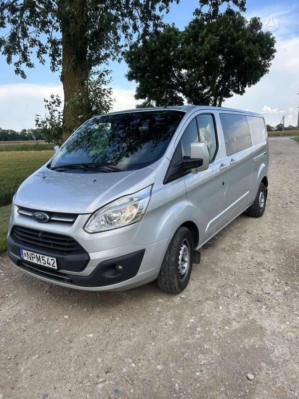 Pelēks Ford Transit Custom 2018 Kėdainiai, ar dzinēja tilpumu 2.00 L un nobraukumu 175 tūkst. km par 12000 €, foto  vietnē AUTOMOTO.COM.LV
