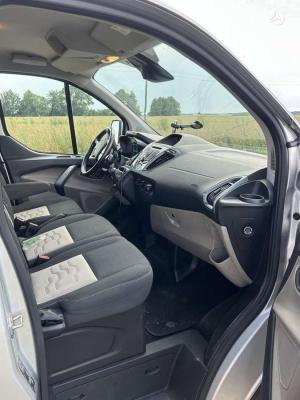 Pelēks Ford Transit Custom 2018 Kėdainiai, ar dzinēja tilpumu 2.00 L un nobraukumu 175 tūkst. km par 12000 €, foto 7 vietnē AUTOMOTO.COM.LV