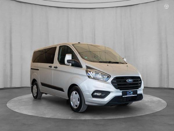 Grey Ford Transit Custom 2019 in Marijampole, with an engine capacity of 2.00 L and mileage of 248 thousand km for 13250 €, photo 1 on AUTOMOTO.COM.LV