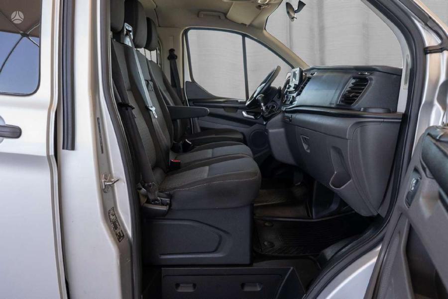 Pelēks Ford Transit Custom 2019 Marijampole, ar dzinēja tilpumu 2.00 L un nobraukumu 248 tūkst. km par 13250 €, foto 31 vietnē AUTOMOTO.COM.LV