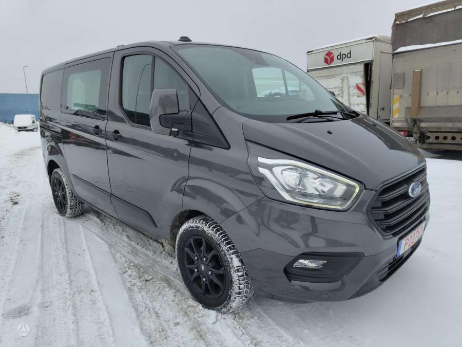 Grey Ford Transit Custom 2019 in Klaipeda, with an engine capacity of 2.00 L and mileage of 256 thousand km for 9700 €, photo 3 on AUTOMOTO.COM.LV