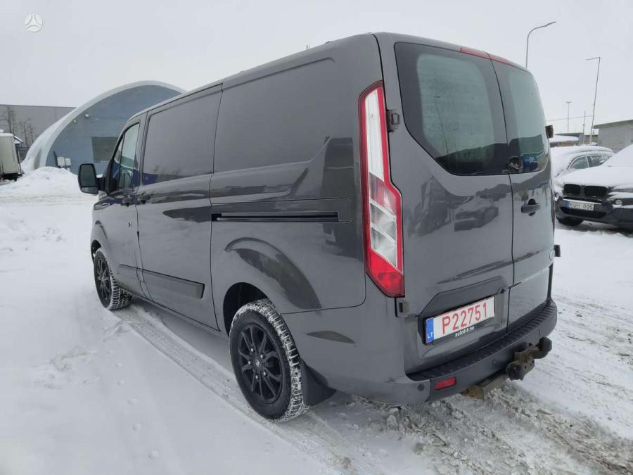 Grey Ford Transit Custom 2019 in Klaipeda, with an engine capacity of 2.00 L and mileage of 256 thousand km for 9700 €, photo 7 on AUTOMOTO.COM.LV