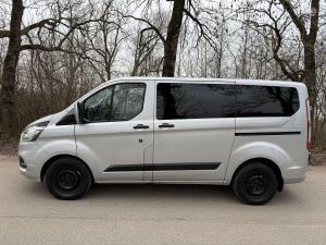 Pelēks Ford Transit Custom 2020 Marijampole, ar dzinēja tilpumu 2.00 L un nobraukumu 163 tūkst. km par 14800 €, foto 2 vietnē AUTOMOTO.COM.LV