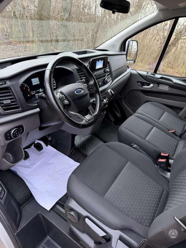 Pelēks Ford Transit Custom 2020 Marijampole, ar dzinēja tilpumu 2.00 L un nobraukumu 163 tūkst. km par 14800 €, foto 10 vietnē AUTOMOTO.COM.LV