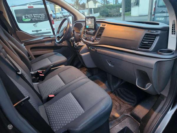 Grey Ford Transit Custom 2020 in Taurage, with an engine capacity of 2.00 L and mileage of 156 thousand km for 16200 €, photo 7 on AUTOMOTO.COM.LV