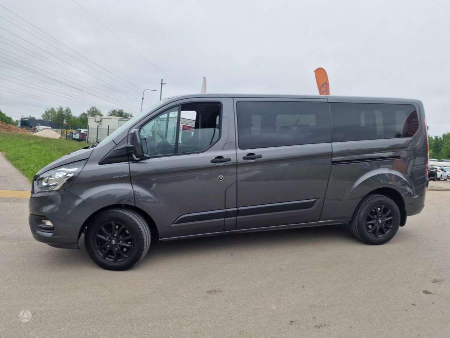 Grey Ford Transit Custom 2020 in Kaunas, with an engine capacity of 2.00 L and mileage of 240 thousand km for 17250 €, photo 5 on AUTOMOTO.COM.LV