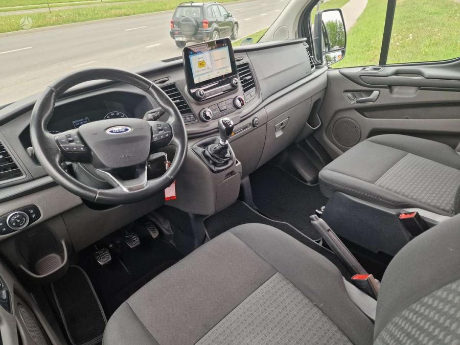 Grey Ford Transit Custom 2020 in Kaunas, with an engine capacity of 2.00 L and mileage of 240 thousand km for 17250 €, photo 14 on AUTOMOTO.COM.LV
